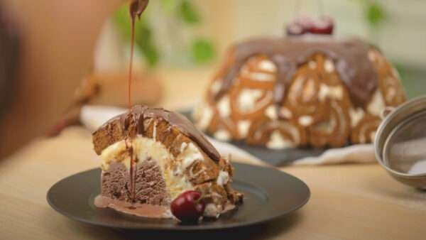 Chocolate Swiss Roll Ice Cream Cake | Dome/Bombe Cake | calmcuisine.com